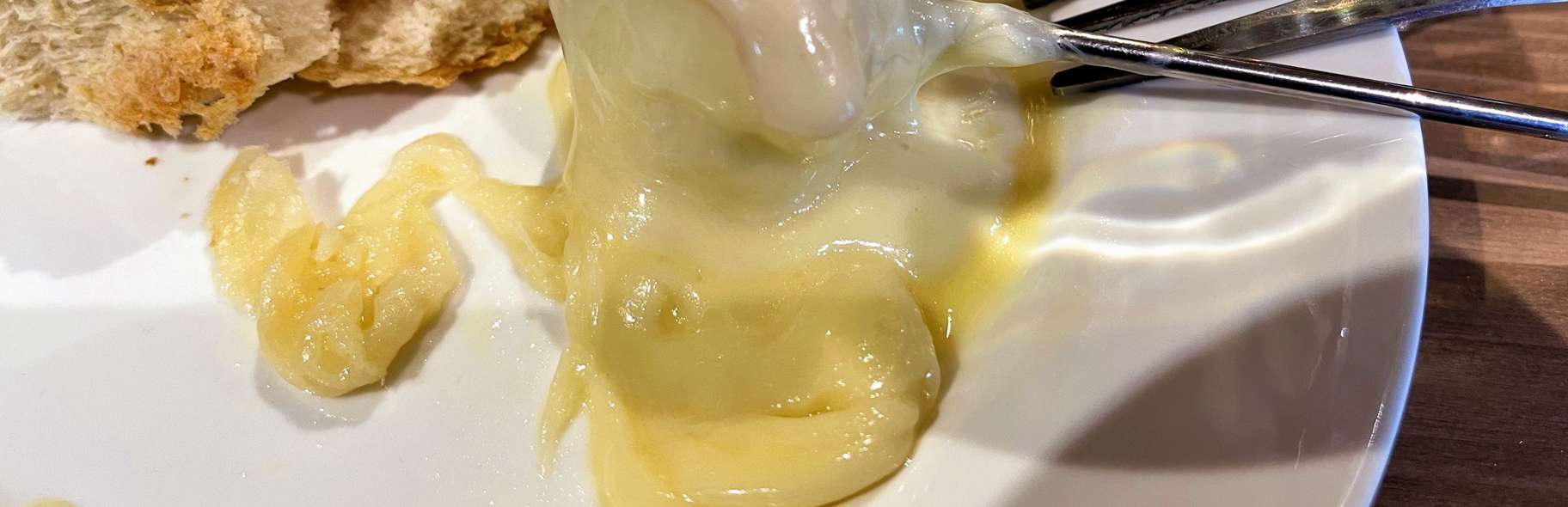 Fondue Savoyarde - Recipes - Laki Maikaʻi